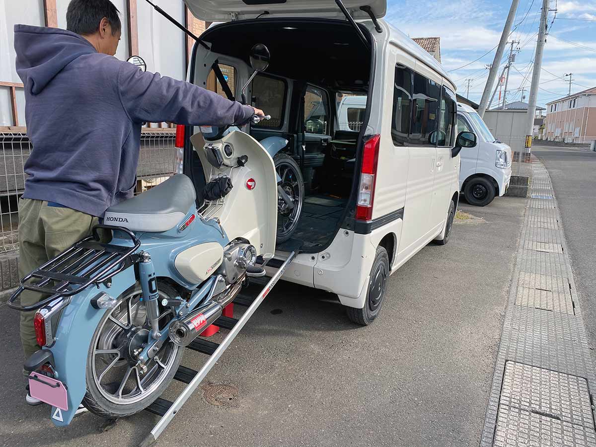 軽バントランポ頂上対決！[N-VAN vs エブリイ] – セルフリノべの虎の巻